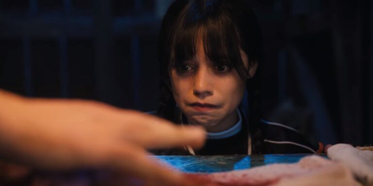 『Wednesday』名シーン5選【ジェナ・オルテガ】 | 映画で学ぼう